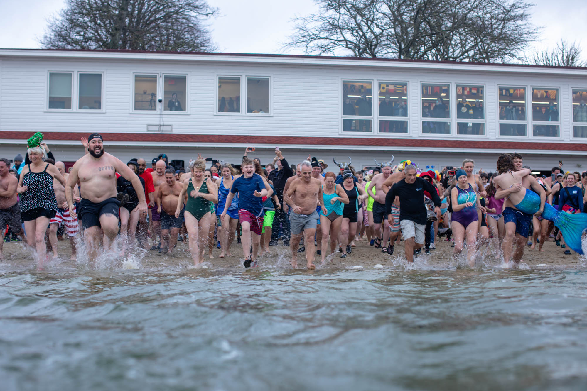 Onset Bay Center Hosts Largest New Year’s Plunge Ever - Buzzards Bay ...